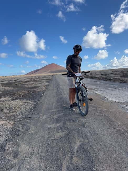 LA GRACIOSA: Bike rental MOUNTAIN BIKES - An In-Depth Look at the La Graciosa Bike Rental Experience