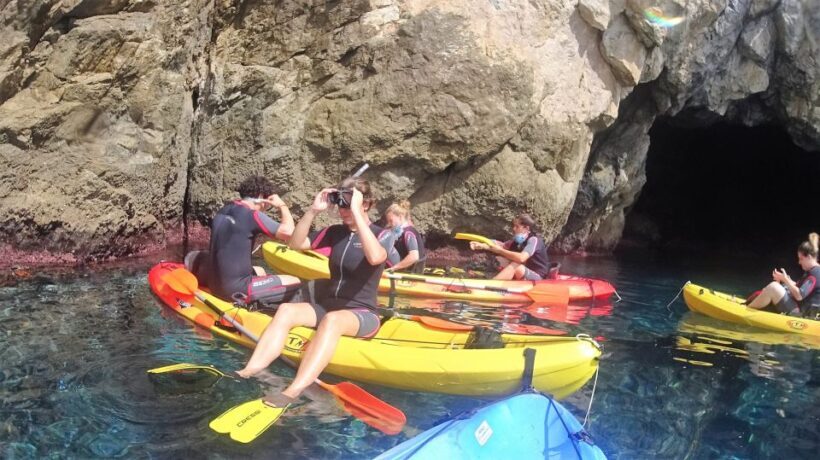 La Herradura: Cerro Gordo Natural Park Kayak & Snorkel Tour - Discovering Cerro Gordo and La Herradura
