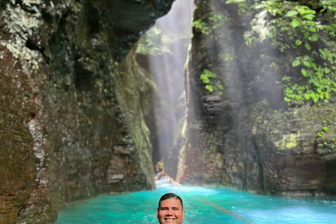 La Leona Waterfall Guided Tour+Transportation - Food & Rest Stops