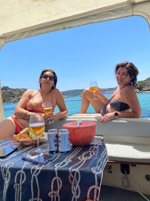 La Maddalena Archipelago: Boat tour on board "Mitica" - An honest look at the La Maddalena Archipelago tour
