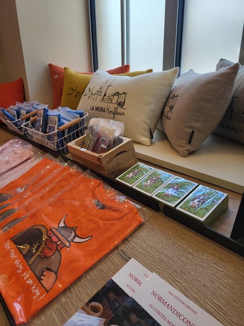 La Mora : Follow the Steps of William the Conqueror - Since You Asked