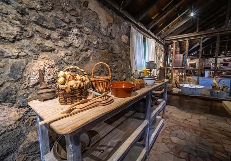 La Orotava:Casa de los Balcones & Molino del Hoyo Gofio Mill - Who Will Love This Tour?