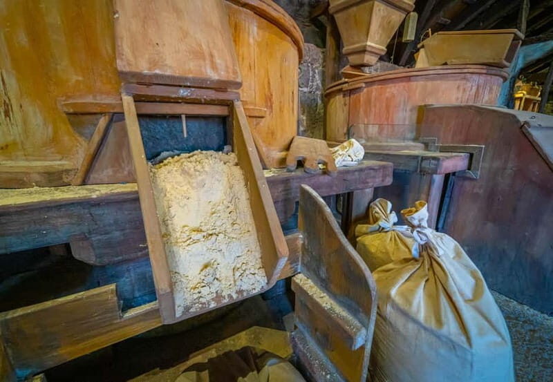 La Orotava:Casa de los Balcones & Molino del Hoyo Gofio Mill - FAQ
