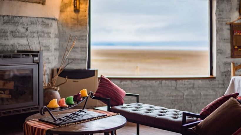 La Paz: 1-Day Uyuni Salt Flats Tour by Flight with hotel - Authentic Experiences and Tips