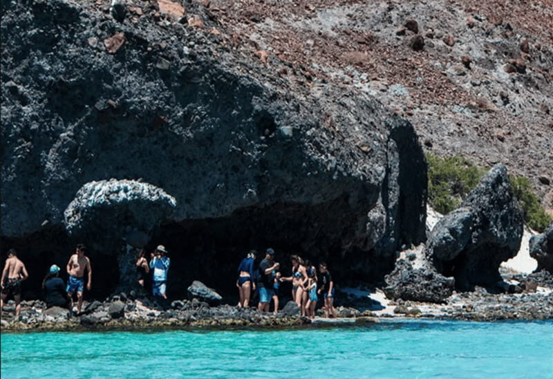 La Paz: Boat ride to Espiritu Santo island and sloop - The Practicalities: Timing, Comfort, and Group Size