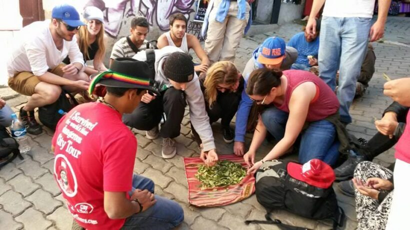 La Paz: Cable Car, Cemetery, Shaman, and El Alto Tour - The El Alto Neighborhood and Its Vibrant Life