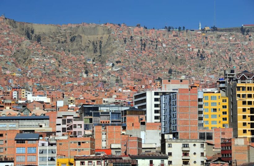 La Paz: Cable Car, Cemetery, Shaman, and El Alto Tour - Riding the Teleférico Back
