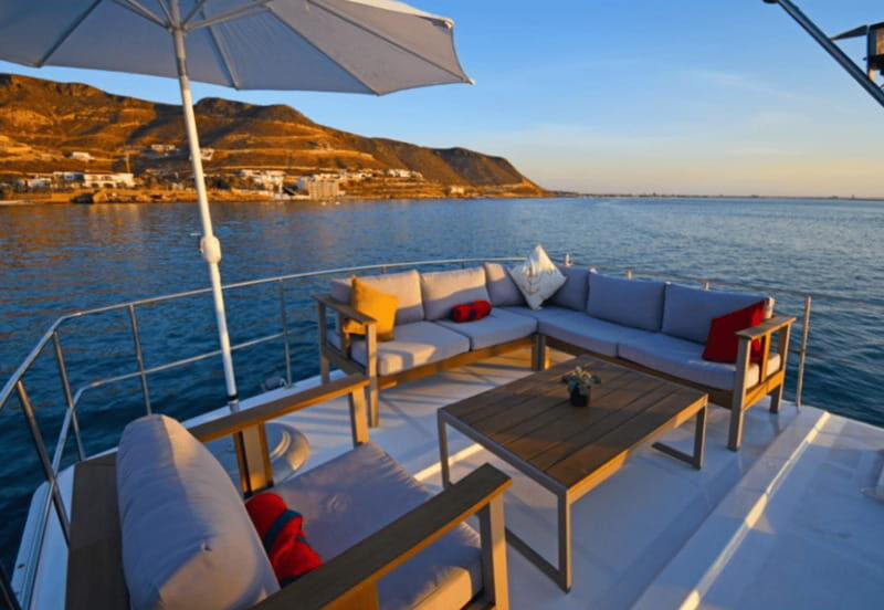 La Paz: Deluxe Yacht Adventure with Paddleboarding - Practical Details and Considerations