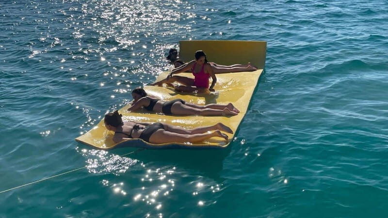 La Paz: Espiritu Santo Island and Balandra Bay Day Cruise - The Sum Up