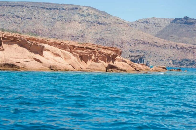 La Paz: Espíritu Santo Island Snorkeling Tour with Lunch - An Introduction to the Experience