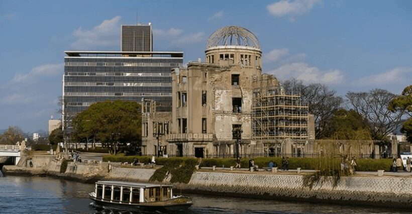 La Paz : Highlights Walking Tour With A Guide - An In-Depth Look at La Pazs Highlights