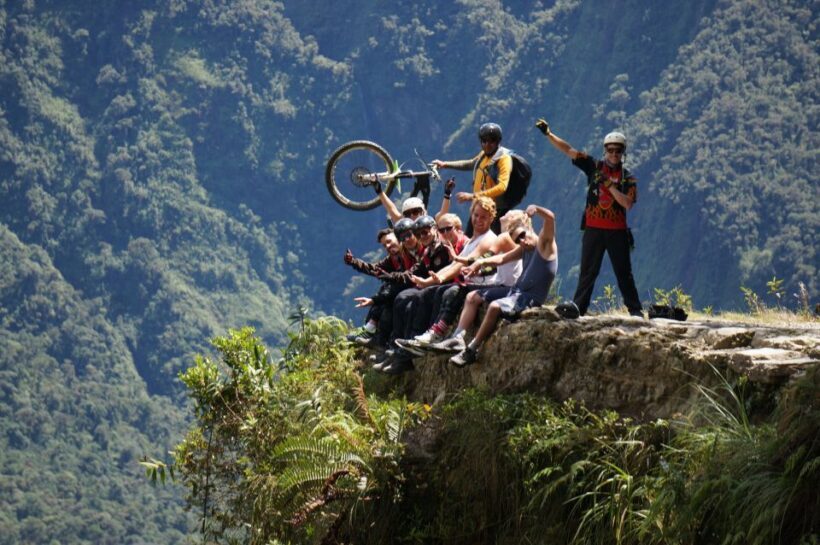 La Paz: Mountain Bike Down the World's Most Dangerous Road - Practical Details: Booking, Timing, and Group Size