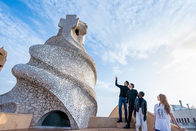 La Pedrera Guided Tour with Fast Track Access - Exploring the Courtyards: “Patio de las Flores” and “Patio de las Mariposas”