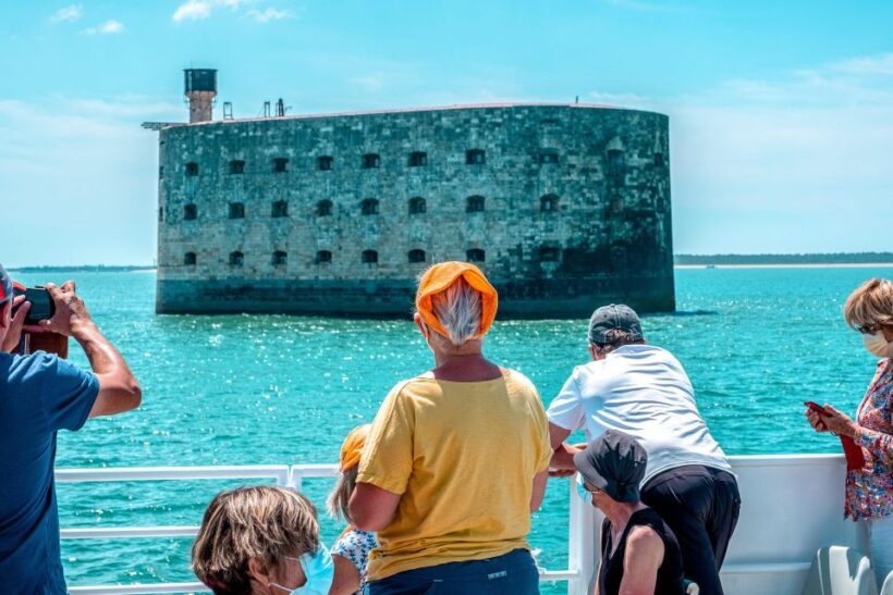 La Rochelle: Boat trip to Fort Boyard (2h00) - Accessibility and Practicalities