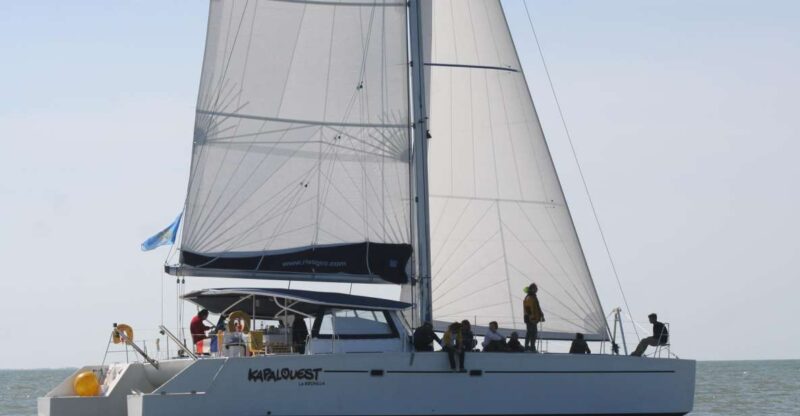 La Rochelle: Coastline Sailing Cruise - The Authenticity of the Experience