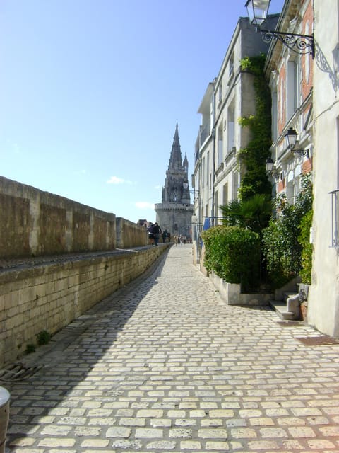 La Rochelle: Siege of La Rochelle Guided Walking Tour - Why You’ll Love This Tour