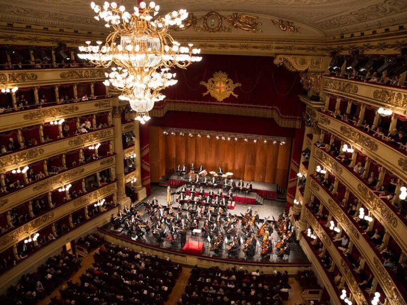 La Scala's Grand History & Architecture: A Guided Tour - Key Points