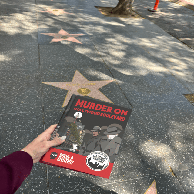LA: Self-Guided Mystery Tour on Hollywood Boulevard (ENG) - Key Points