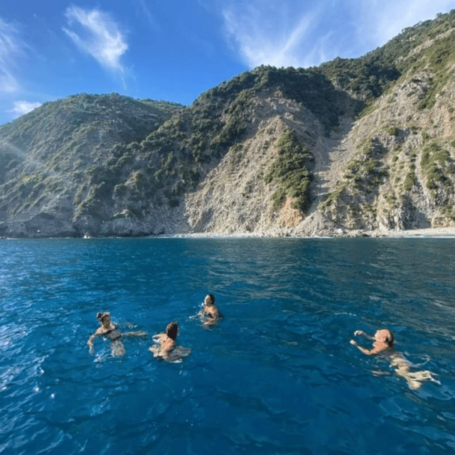 La Spezia, Boat Tour Portovenere, Snorkeling and Aperitif - Discover Hidden Gems Along the Islands