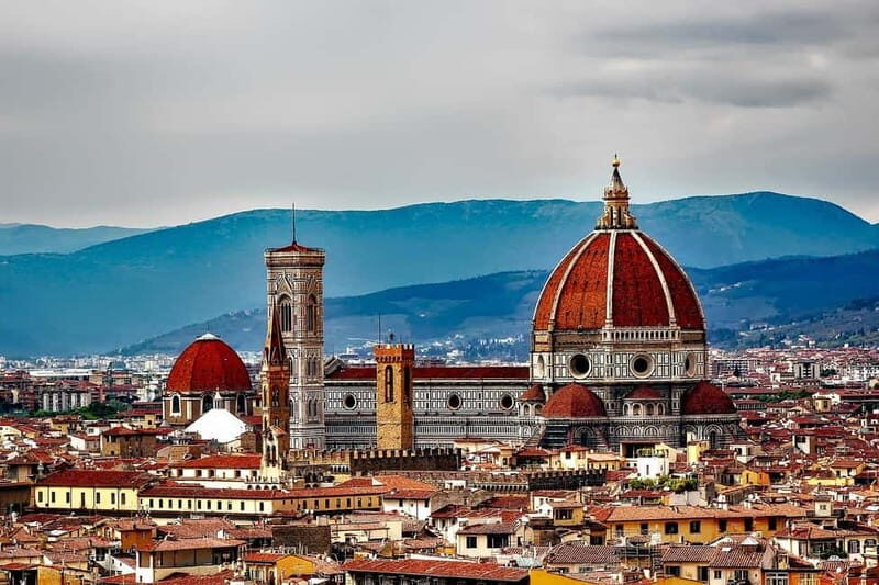 La Spezia: Guided Tour of Florence & Pisa with Bus Transfer - What You Get for the Price