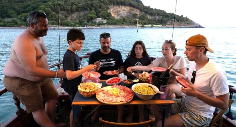 La Spezia: Sunset Cruise with Aperitif and Dinner - Who Will Love This Tour?