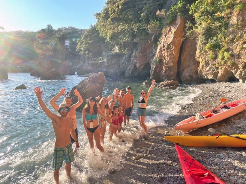 La Spezia: Sunset Kayak & Caves Tour w/ Swimming & Aperitif - Key Points