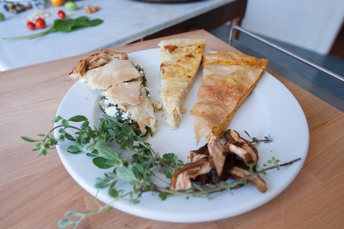 La Spezia Walking Tour & Traditional Cooking Class with Wine - Authenticity and Guest Feedback