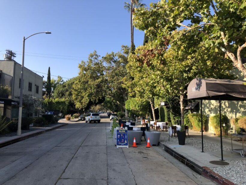 LA: The Hollywood Guided Film Locations Tour - Transportation and Logistics