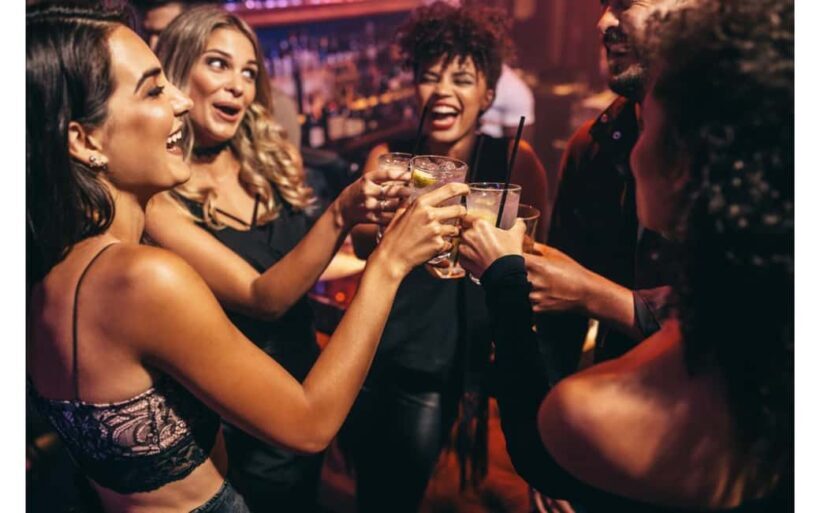 LA: TMZ Hollywood Bar and Club Tour with Onboard DJ - What to Expect from the Tour