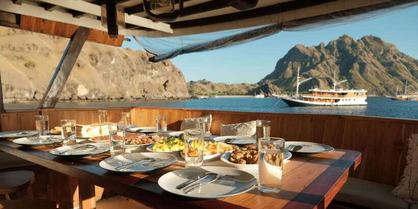 Labuan Bajo: 3-Day Komodo Island and Pink Beach Tour - Details That Matter for Your Trip