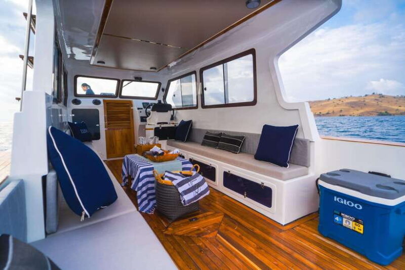 Labuan Bajo: One Day Tour to Explore Komodo National Park - Key Points