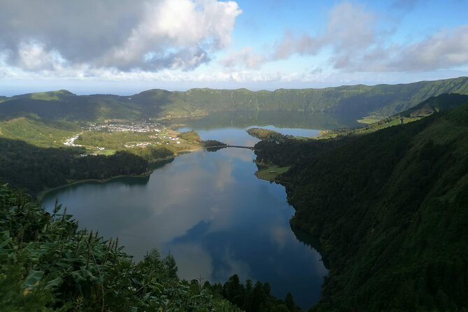 Lagoa do Fogo and Sete-Cities Full Day Tour with Lunch - Key Points