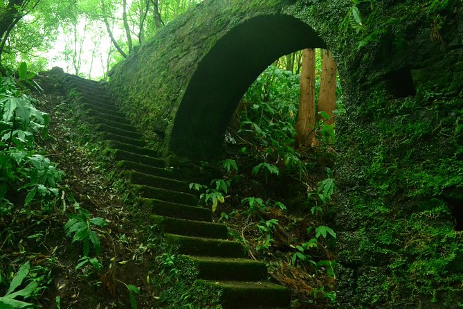 Lagoa do Fogo, Hike Janela do Inferno - Engaging Introduction
