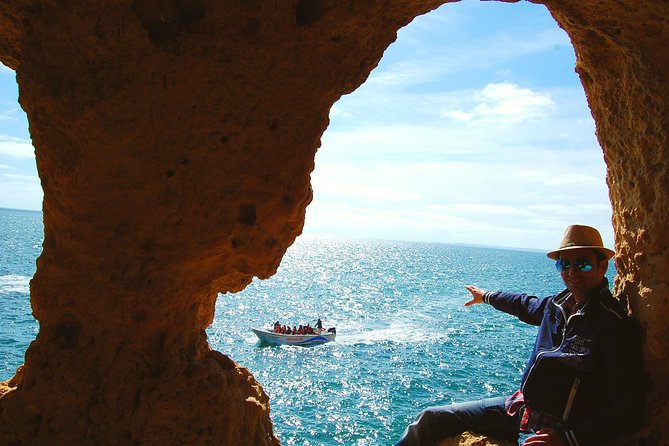Lagos and Carvoeiro Premium - Shared Small Group > VTOURS Algarve - Accessibility and Group Size