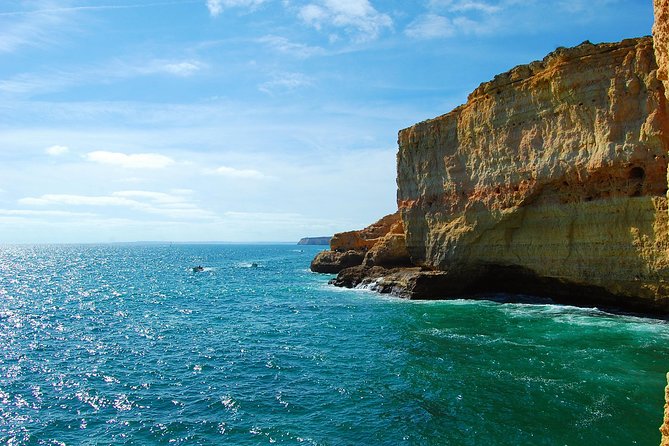 Lagos and Carvoeiro Premium - Shared Small Group > VTOURS Algarve - Admiring the Calcadao De Carvoeiro
