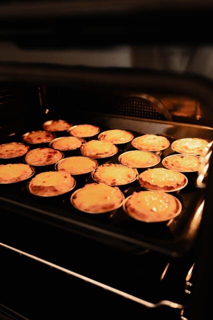Lagos: Bake Pastel de Nata  Class in Lagos, Algarve - What the Experience Looks Like