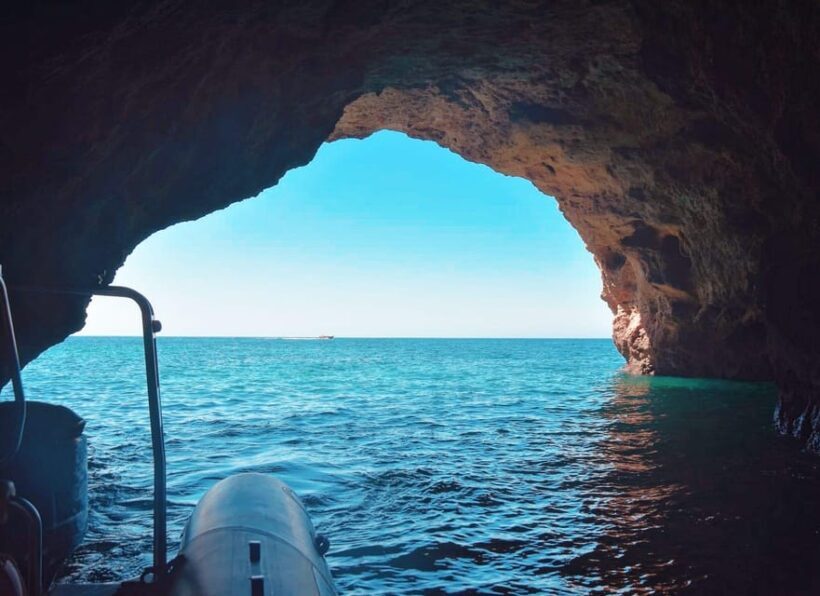 Lagos: Benagil Cave Sunrise Boat Tour - Introduction