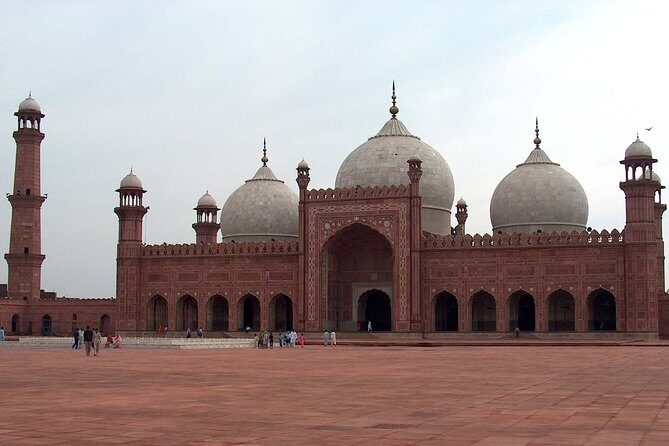 Lahore Guided Tour - Lahore Guided Tour: A Deep Dive into the City’s Soul