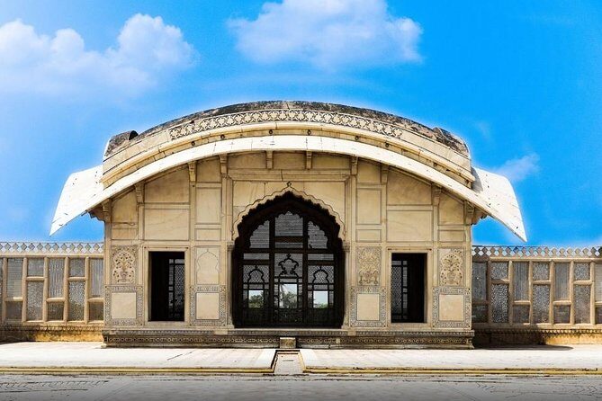 Lahore Guided Tour - How Does It Compare to Other Tours?