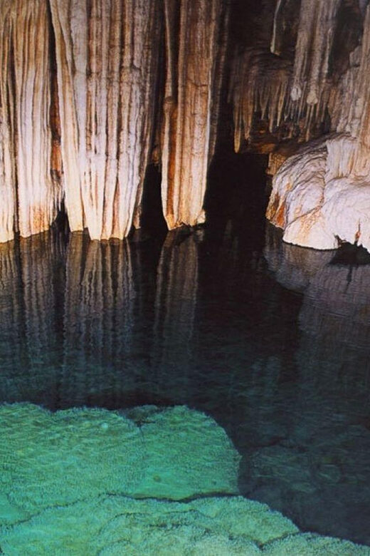 Lake caves and rack railway in Kalavryta - Key Points