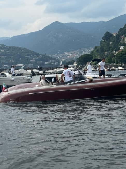 Lake Como 1 hour Luxury Private Boat Tour with driver - A Closer Look at the Lake Como 1-Hour Luxury Private Boat Tour