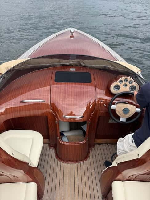 Lake Como 1 hour Luxury Private Boat Tour with driver - Final Thoughts: Is It Worth It?