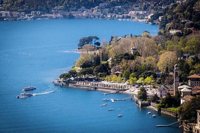 Lake Como: 1h Adventure on a Luxury Private Boat - Authenticity and Scenic Highlights