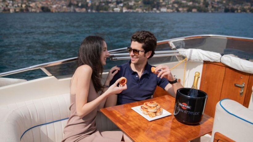 Lake Como 3 hours Private Boat Tour Groups of 1 to 7 People - Key Points