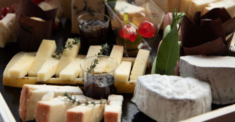 Lake Como: Cheese tasting in Valsassina with E-bike tour - Key Points