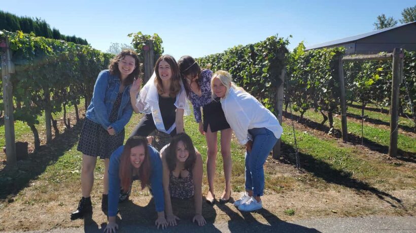 Lake Country Wine Tour (full day) - Discover the Charm of the Lake Country Wine Tour