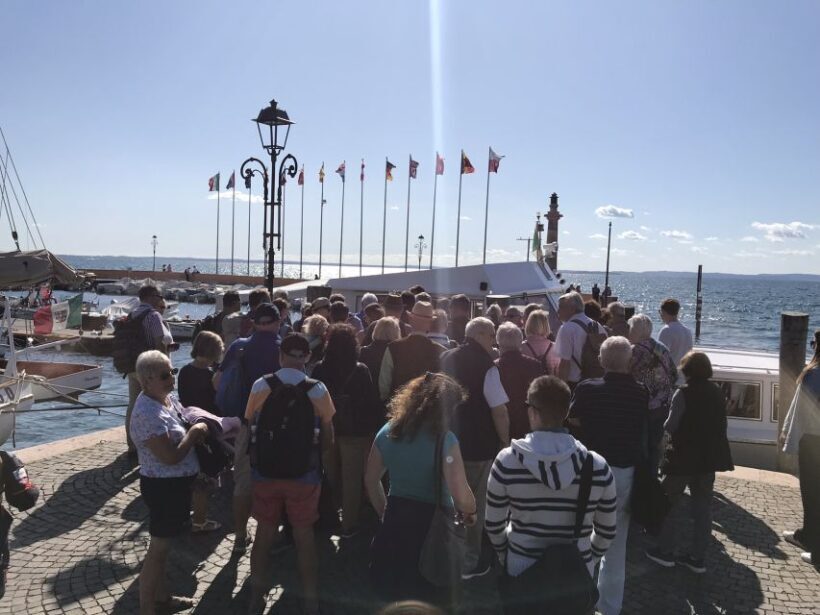 Lake Garda: 4-hour Guided Boat Cruise with Stop in Sirmione - Who Should Consider This Tour?