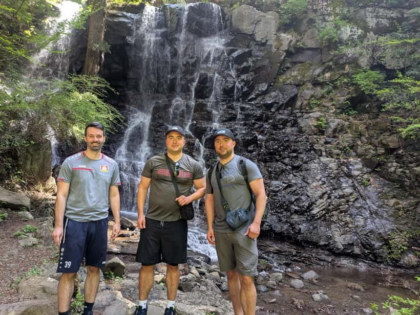 Lake Kawaguchi : Private Hiking Tour with Local Guide - Exploring the Lake Kawaguchi Private Hiking Tour with a Local Guide