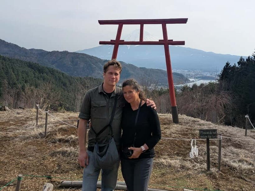 Lake Kawaguchi : Private Hiking Tour with Local Guide - The Sum Up