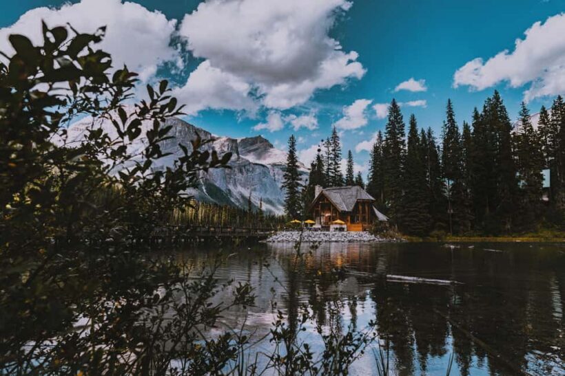 Lake Louise, Emerald Lake & Johnston Canyon Fall Adventure - Who Will Love This Tour?